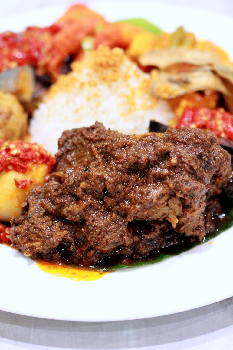 Putra Minang - Nasi Ambeng, Nasi Padang & More! - The Halal Food Blog